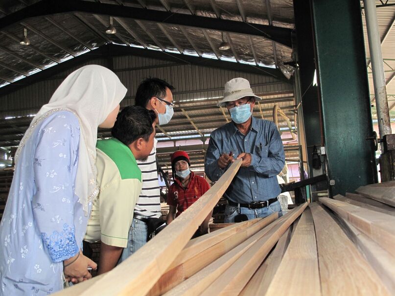 International tropical timber demand still sluggish as industry seeks government interventions ...